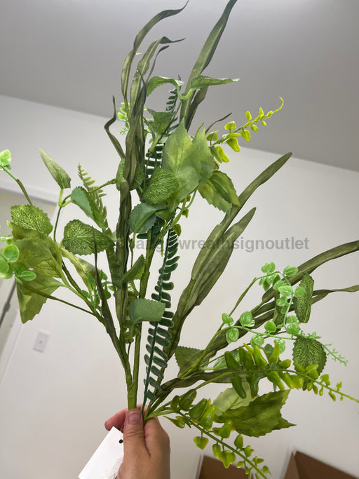 Sparkling Picks - Glittering Sprays for Wreath Brilliance — DecoExchange®